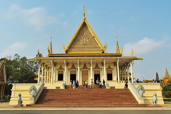 Throne Hall The Heart Of The Royal Palace In Cambodia