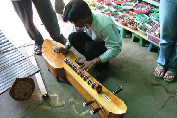 Cambodian Musical Instruments | 4 Traditional Instruments in Cambodia