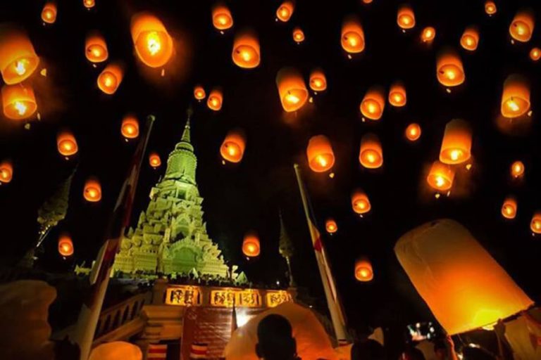 The Role of Buddhism in Cambodian Society - Cambodia Tours